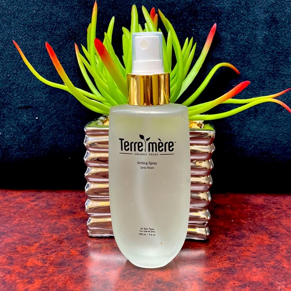 Terre Mere | Makeup | Terre Mere Organic Make Up Setting Spray Not Used ...